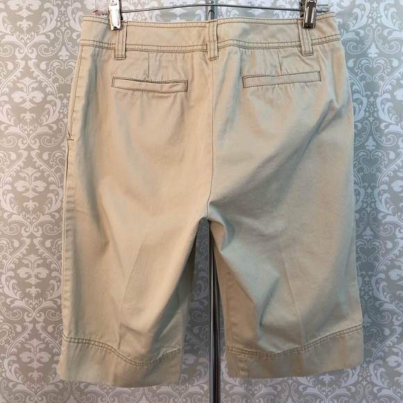 CAbi | Shorts | Cabi Tan Shorts W Pockets In Front Back | Poshmark